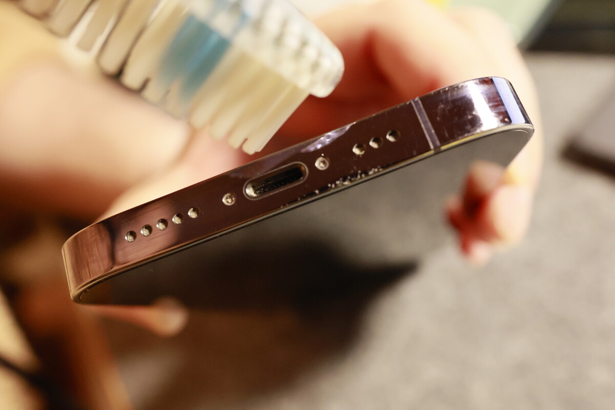 iPhone-Ladebuchse richtig reinigen – so geht‘s | Mac Life