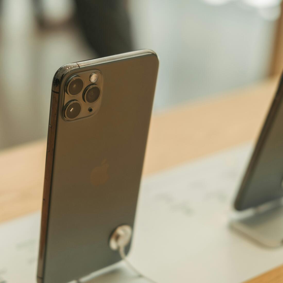 Presto: Wie Apple Stores unverkaufte iPhones aktuell halten werden ...